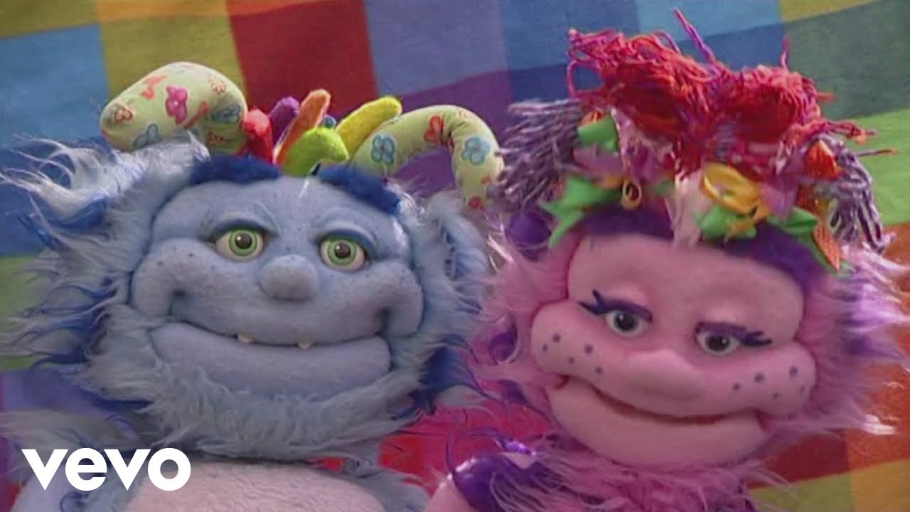 Carike Keuzenkamp - Ghoempie En Ghoeghoe Dans - YouTube