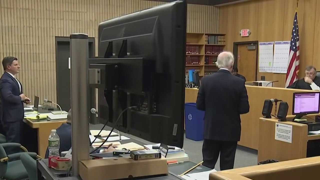 No verdict after first full day of jury deliberations in trial of ...