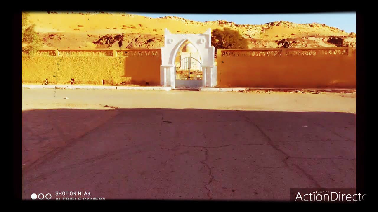 nass el ghiwane maydoum hal - YouTube