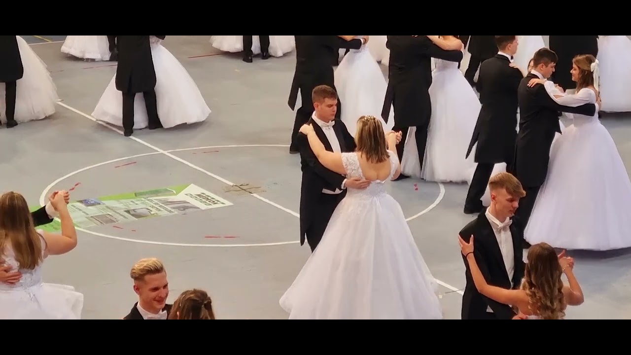 Hengersor Szalagavató Keringő 12A 2024.01.26 - YouTube