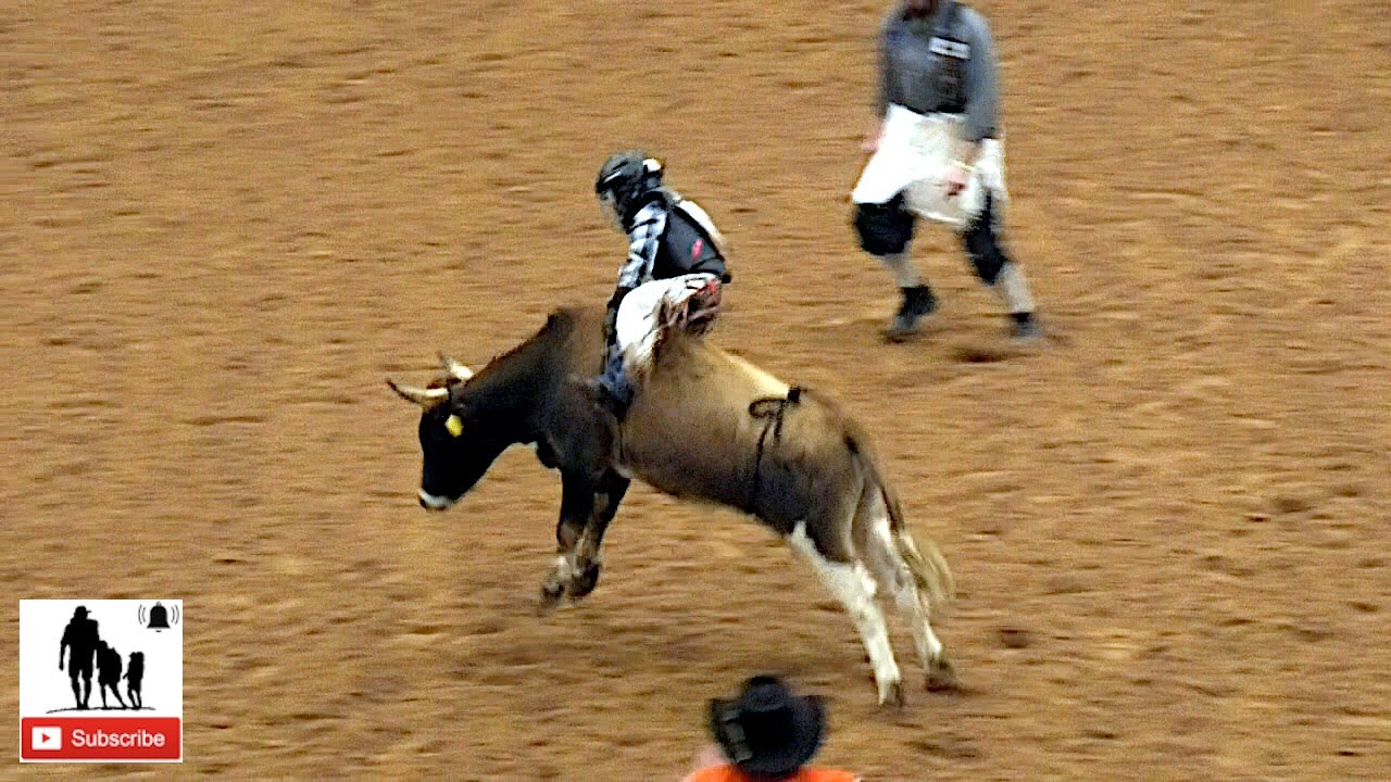 Calf Riding - 2019 Junior Bull Riding National Finals #NJBRA - Round 3 ...