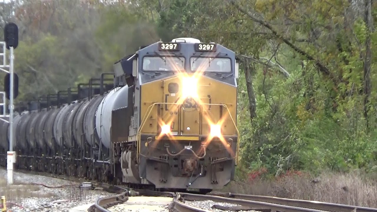 11,000ft Monster on Halloween! CSX 3297 Leads Q580 w/ Mid-DPU on 10/31/19 - YouTube