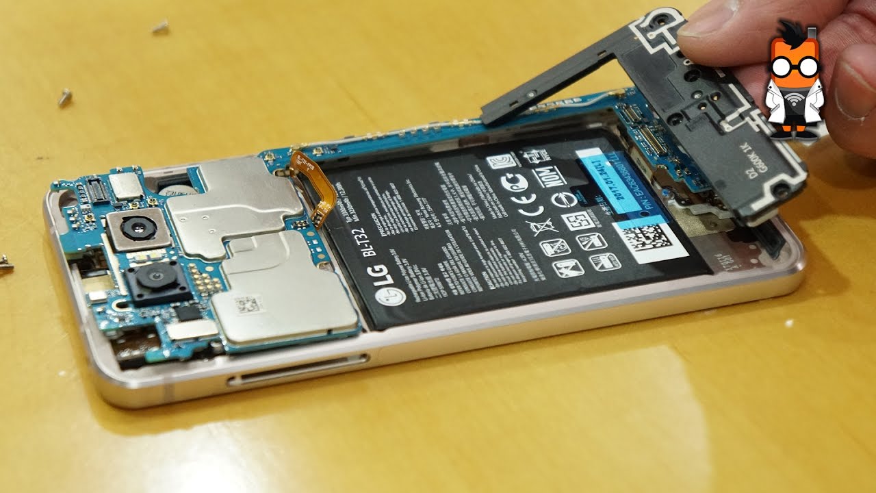 LG G6 Teardown: See what's inside - YouTube