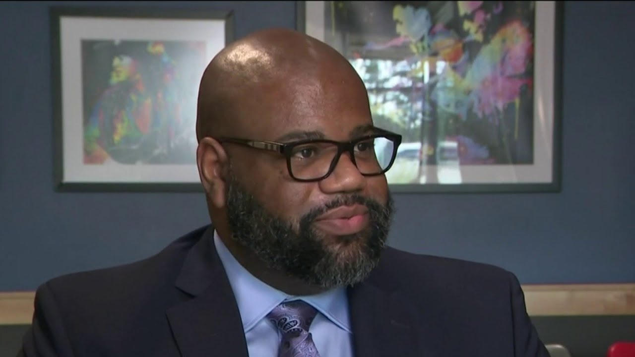 Houston-based Fuddruckers has new owner, the first African American to ...