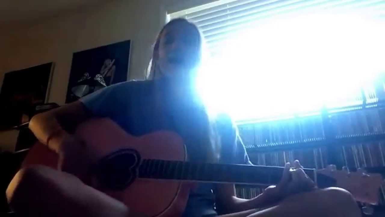 Zoe singing seriously amazing - YouTube