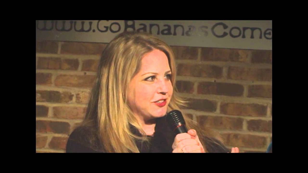 Cincy Entertainment talks to Comedian Lisa Landry - YouTube