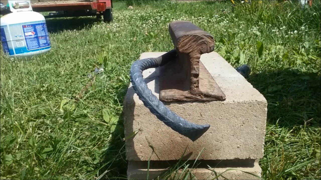 Forging A Crowbar From Rebar - YouTube