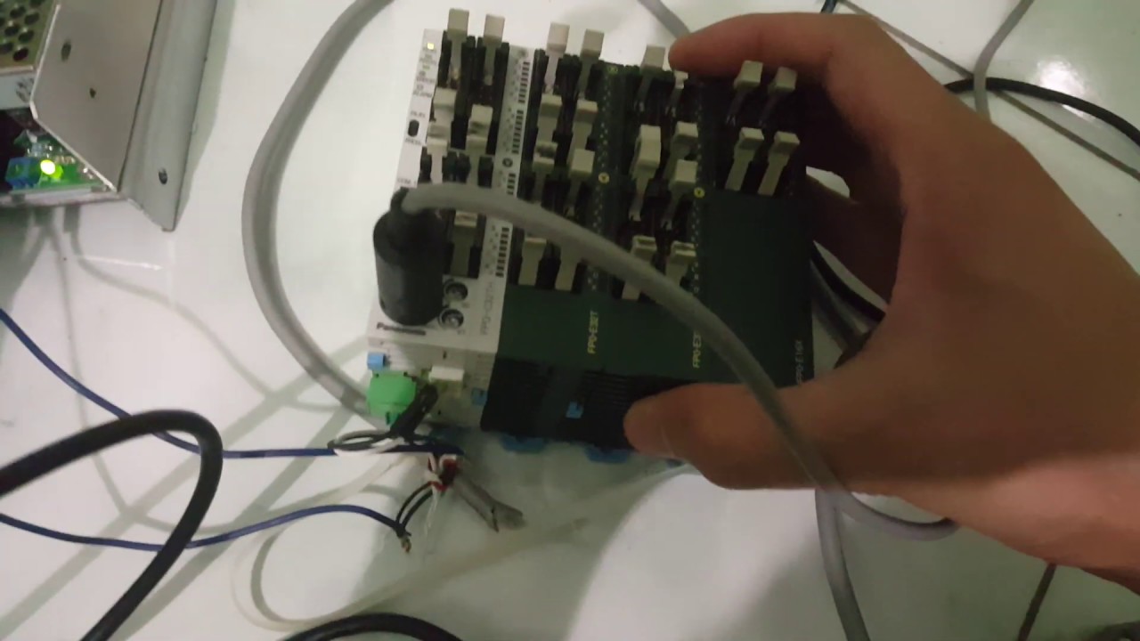 Giới thiệu PLC,hmi panasonic giá rẻ Fp sigma. - YouTube