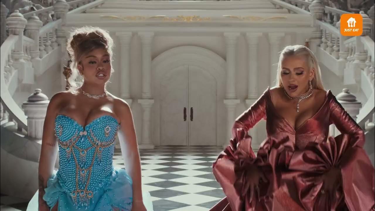 Die schärfste Collab 2023: Just Eat + Christina Aguilera + Latto - YouTube
