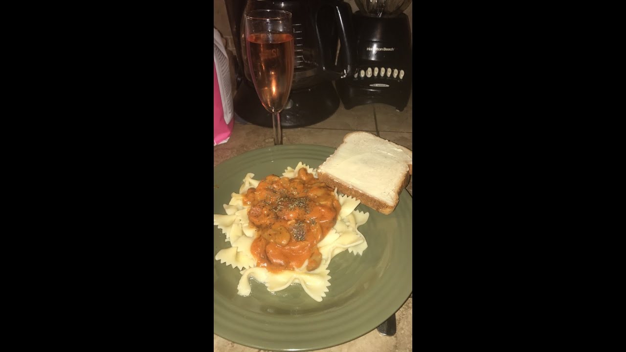 Date Night Bowtie Noodle Hot Link Pasta?!?! - YouTube