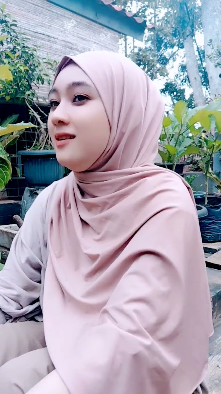 alhamdullah🤣#shortvideo #wanitahijab #wanitaberhijabindonesia #wanitabercadarcantik #hijaber ...