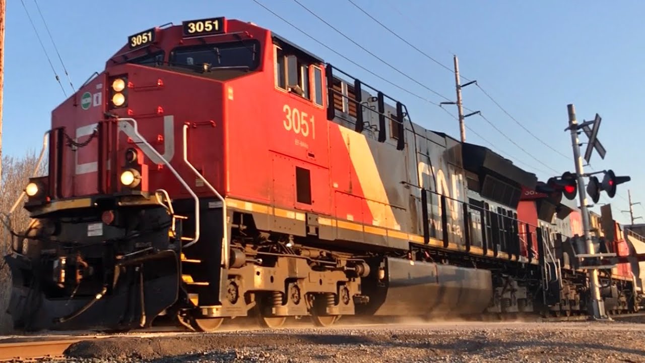 CN A484 Zips Thru South Haven - YouTube