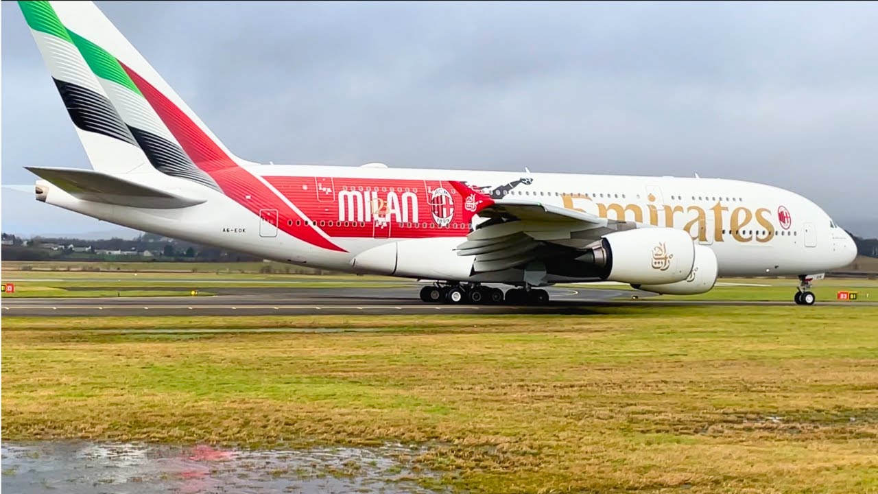 Christmas Day (AC Milan Livery) EK28 Emirates A380 Close Up Taxiing ...