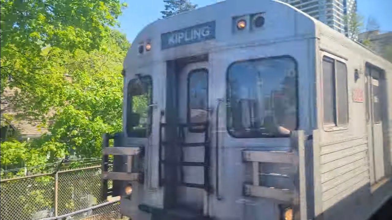 Line 2 Bloor-Danforth | TTC Subway Train Ride From Kipling To Dundas ...