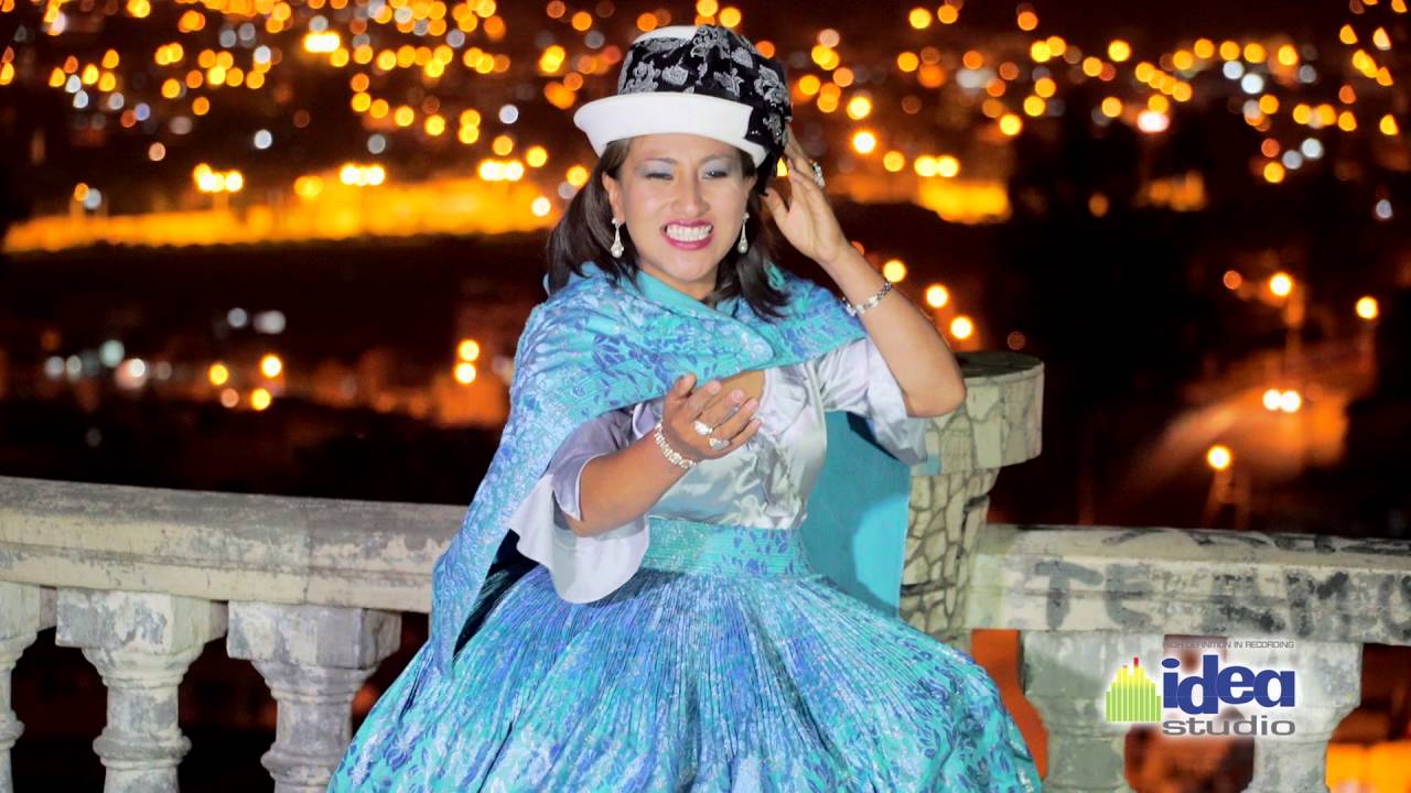 MARIA ELENA PAUCAR LINDO 2016 AMOR DE LEJOS SI ES AMOR - YouTube