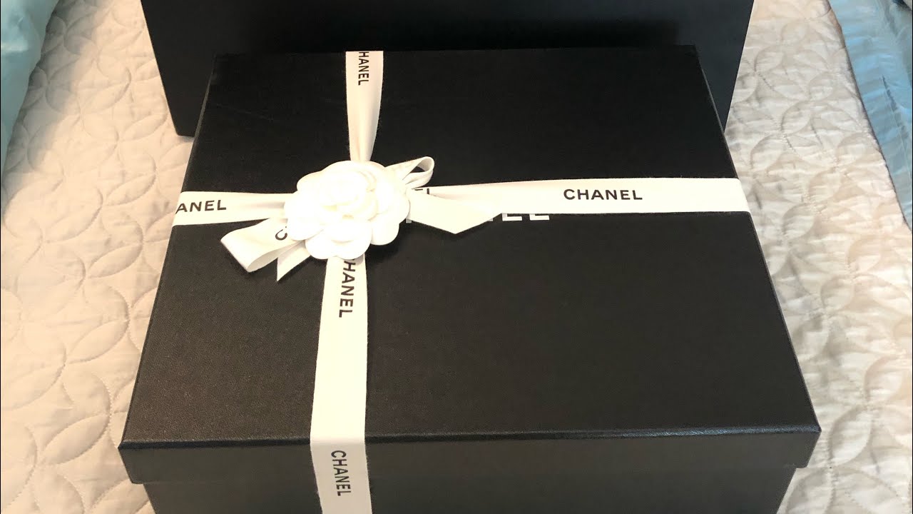 CHANEL 22B UNBOXING - YouTube