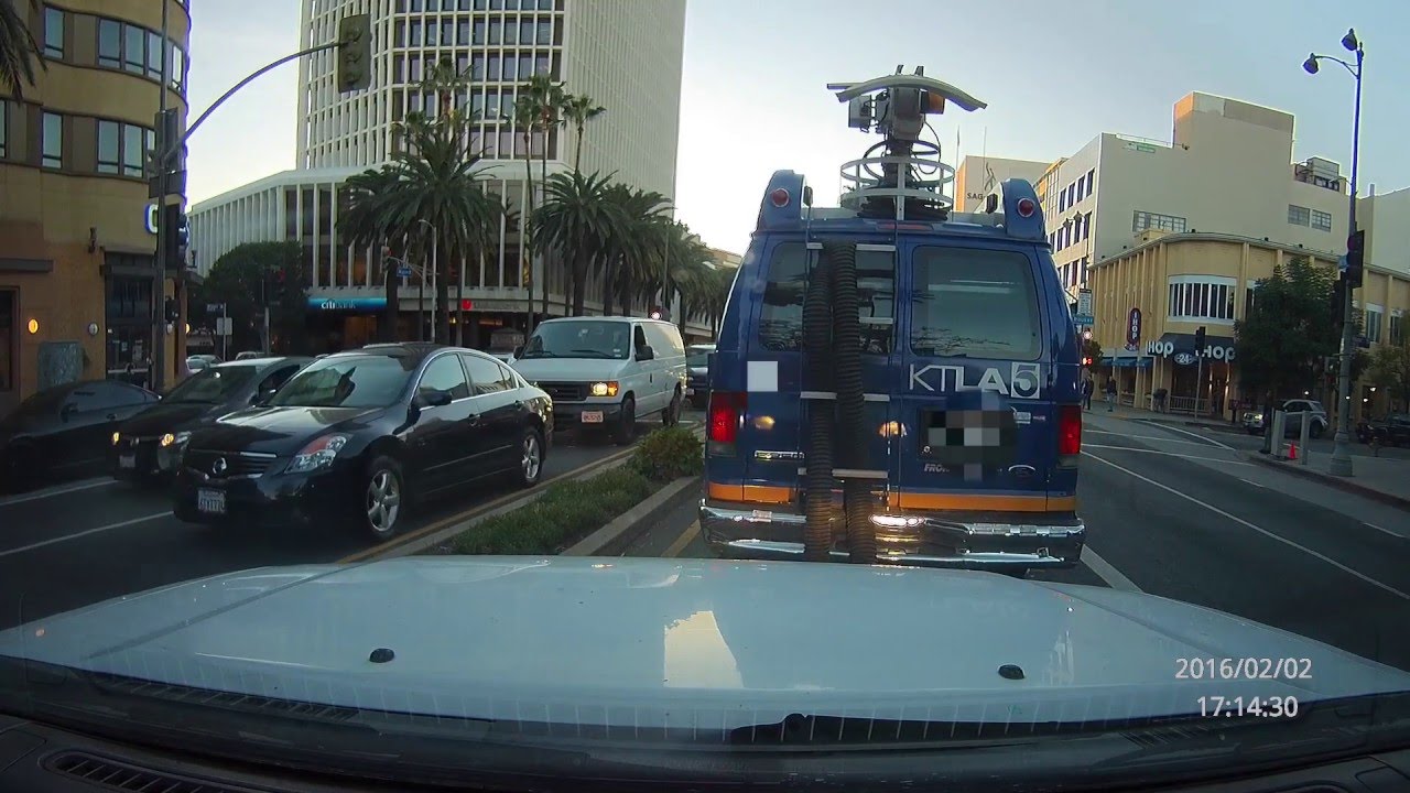 KTLA 5 News Van Runs Red Light! - YouTube