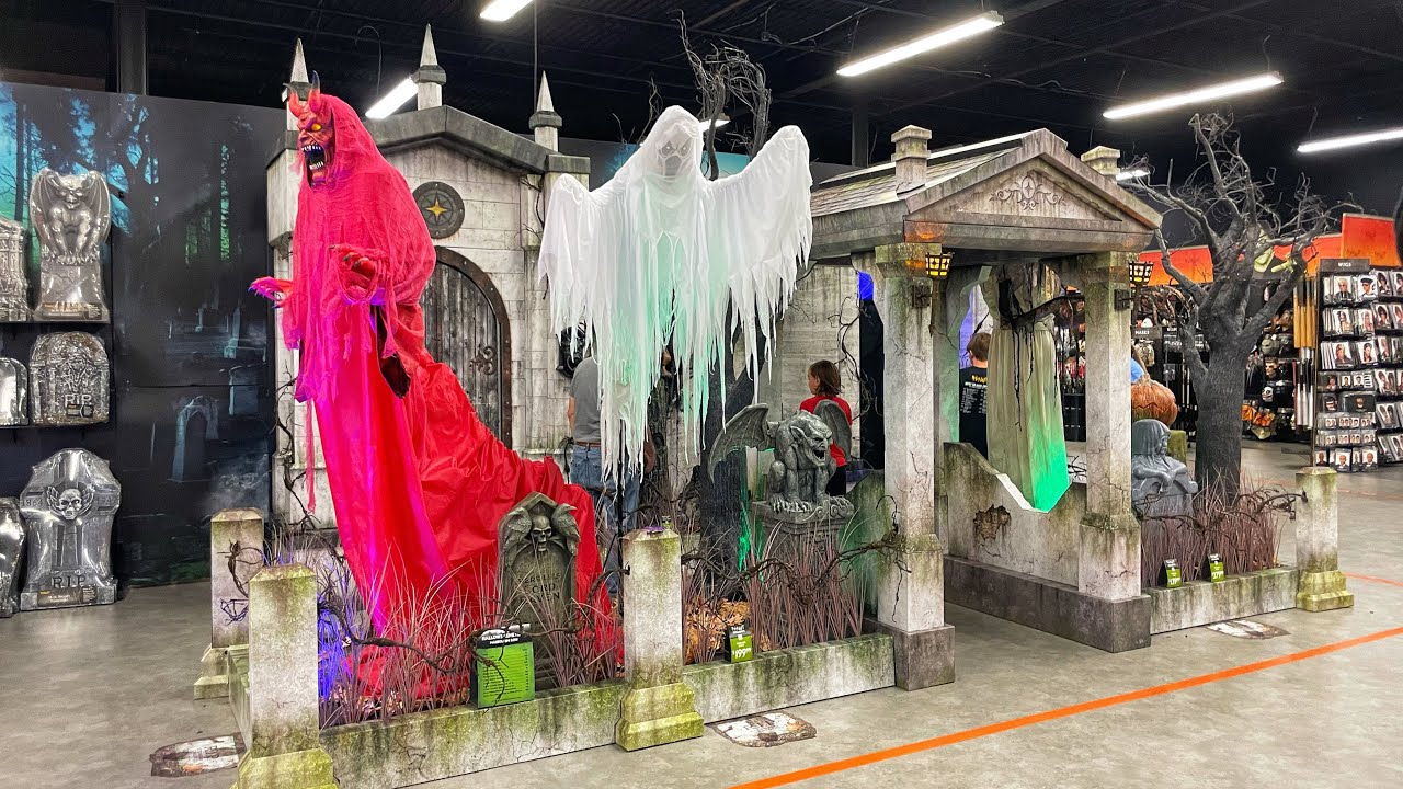 2023 Spirit Halloween Flagship Store | Jack’s Mausoleum Row - YouTube
