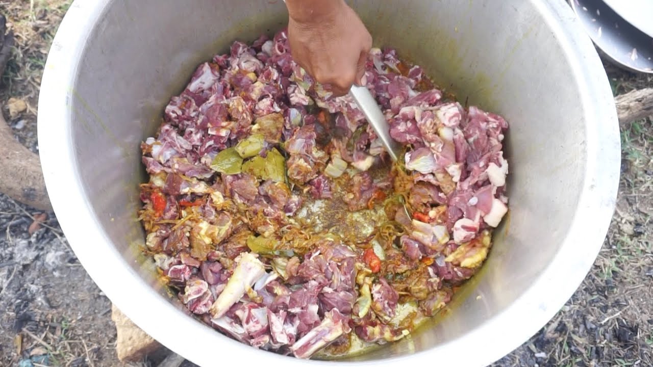 Party Style Mutton Curry | Street Food - YouTube