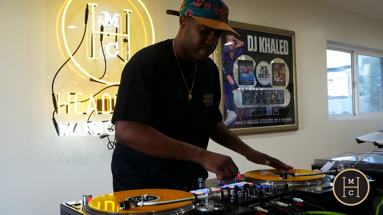 DJ EASE Flipping FAED's "This Is Why I'm Hot" - YouTube