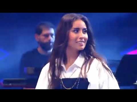 Hande Ünsal Bende özledim Akustik