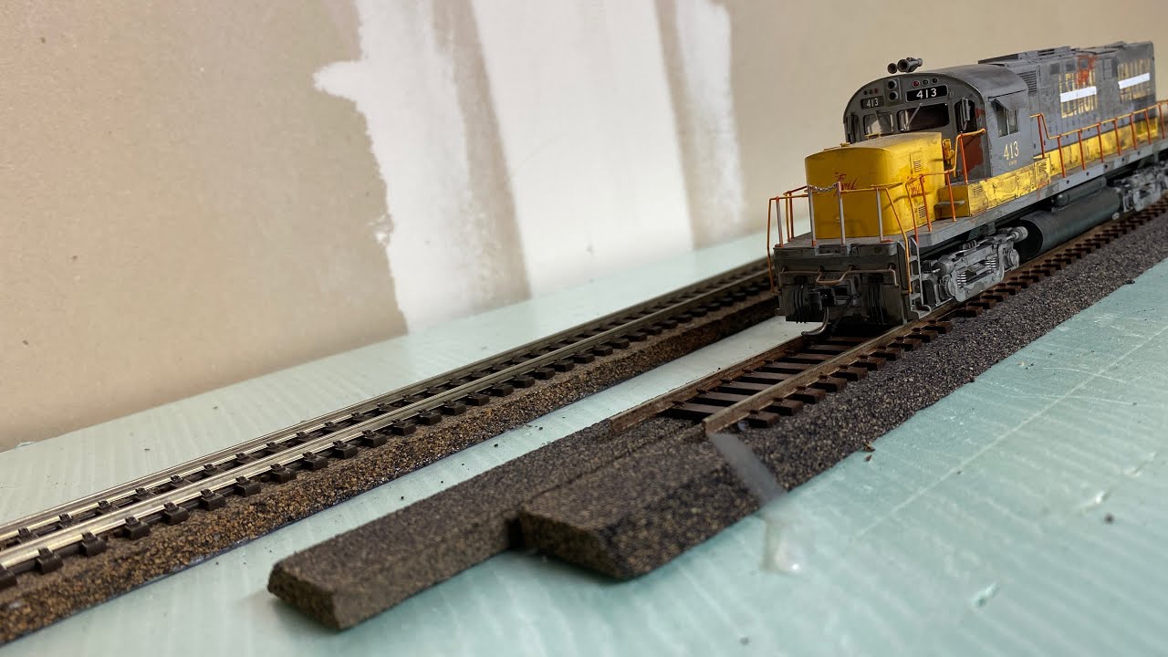 New CP Grain Car, Trackwork Progress + Quick Run Session (Layout Update ...