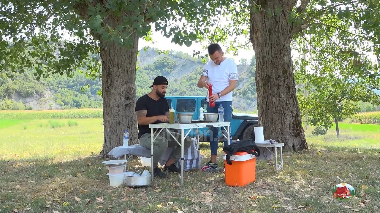 Kotoletat me te kripura mund t'i gatuante vetem Eraldo Rexho - YouTube