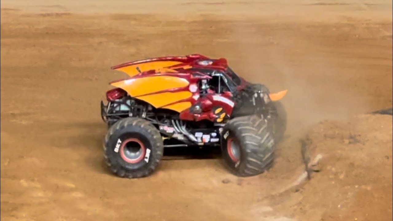 Monster Jam Atlanta - Bakugan Dragonoid Freestyle 4/22/23 - YouTube