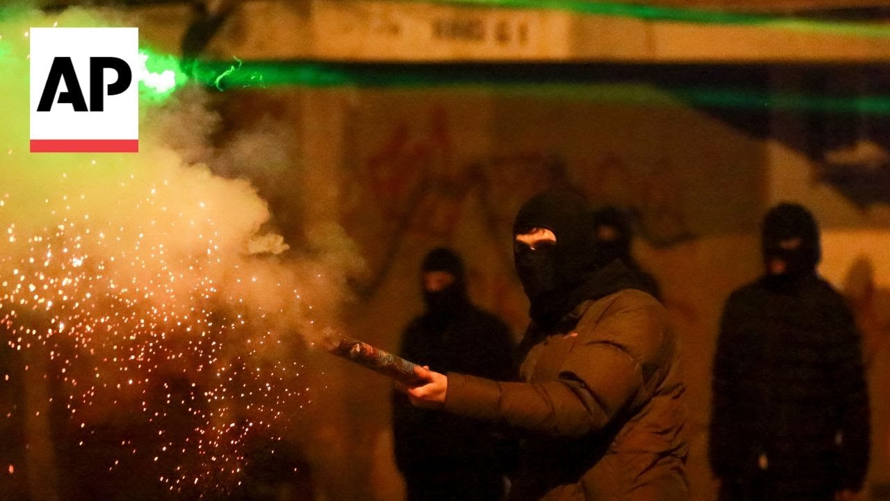 Protesters use fireworks against riot police in Tbilisi, Georgia - YouTube