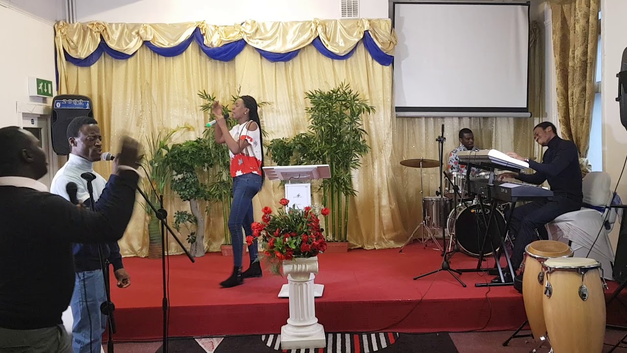 Grace Reigns Nation Worship - YouTube