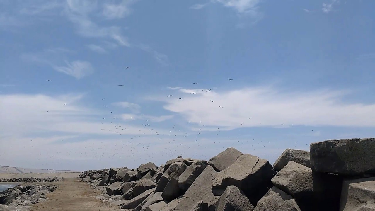 Playa de Salaverry Trujillo Perú - YouTube