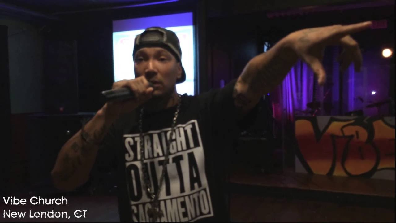 Sevin Testimony Vibe Church New London Connecticut - YouTube