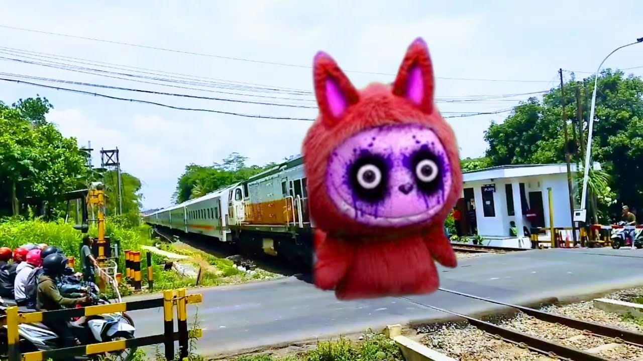 Kereta Api Panjang Berubah Labubu Exe Merah Labubu Hijau Labubu Hitam ...