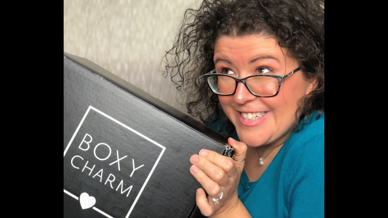 Boxy Luxe December Unboxing - YouTube