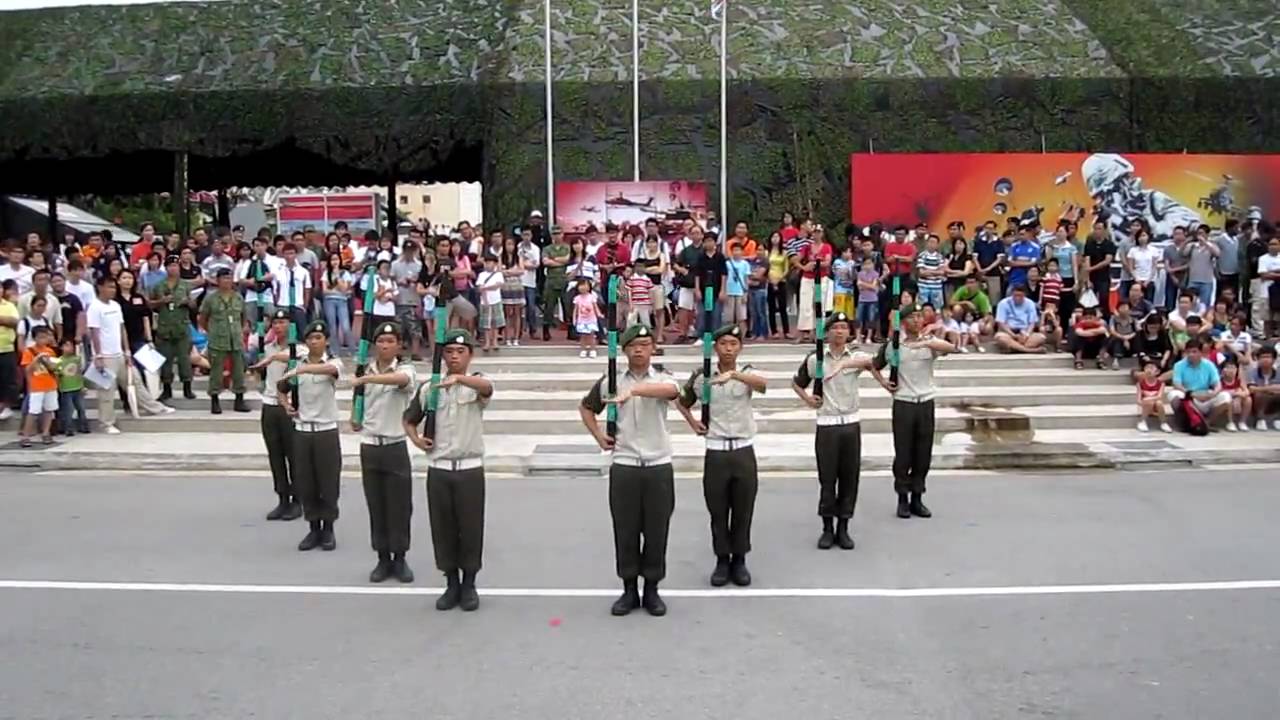 DEYI NCC Precision Drill Squad (PDS) - Army Open House 2009 - YouTube