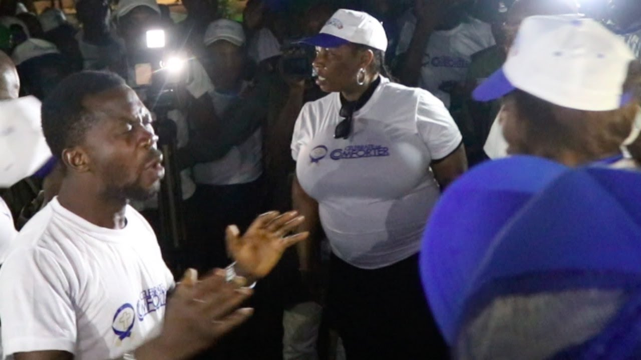 Flashback: Prophet Israel Oladele Genesis praying for Rev Esther Ajayi ...