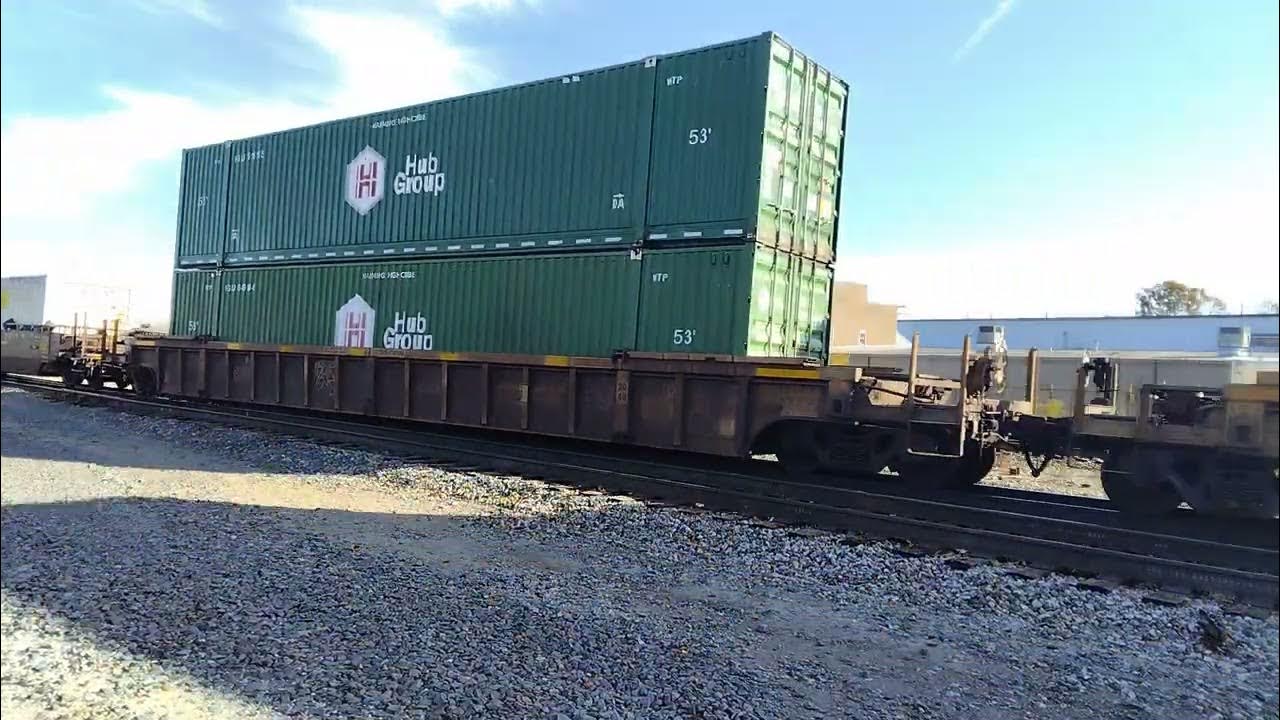 NS 26C With an SD70M-2 Leader and a fresh AC44C6M trailing 3rd. - YouTube