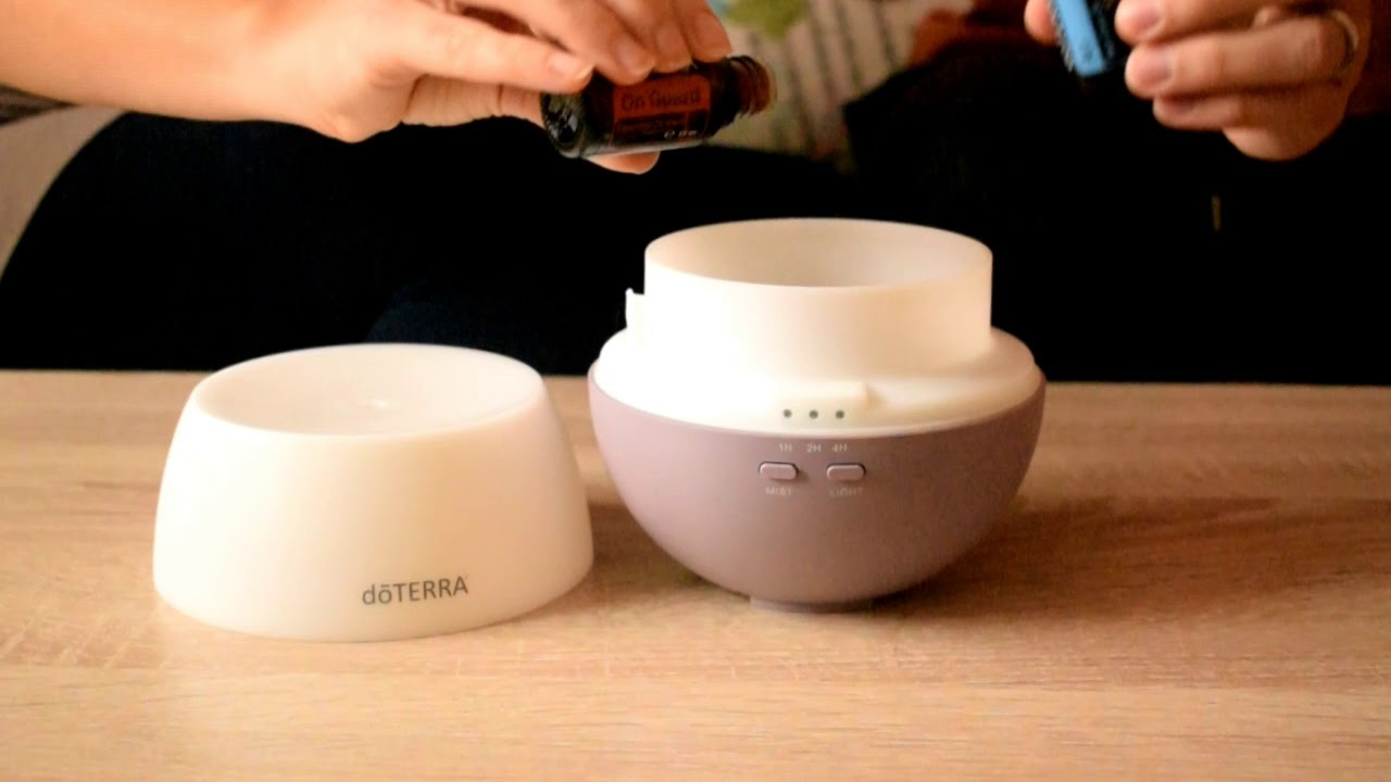 On Guard & Air folosite in Petal Diffuser de la doTERRA - YouTube