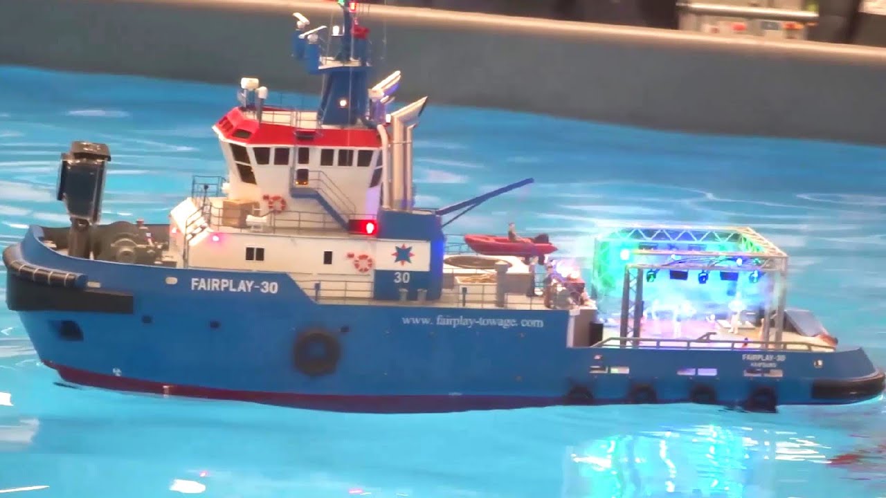 Tolle RC Schiffsmodelle in Aktion | Messe Modell Leben Erfurt 2024 ...