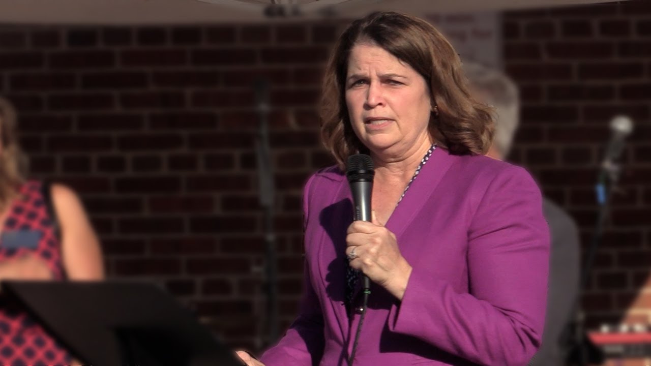 Courtney Watson 2022 - YouTube