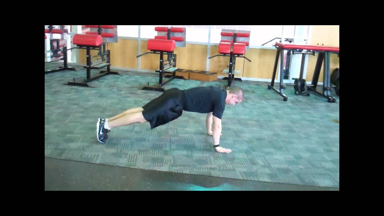 Scap Retraction Push-Up - YouTube