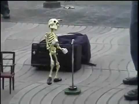 Skeleton puppet dances the twist - YouTube