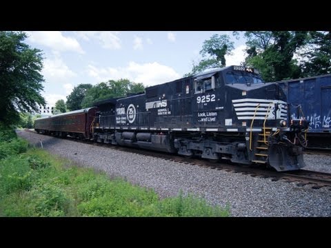 NS 67J (Empty Trash train) & NS 976 OLS Train - YouTube