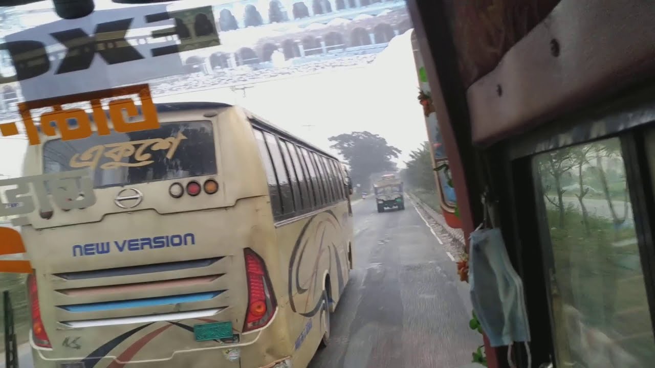 Padma Premio Exclusive vs Ekushey Express || Hino 1j vs 1j || Bus race ...