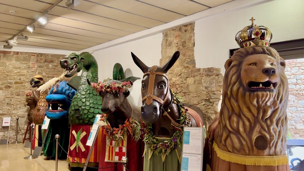 La Casa dels Entremesos (Ciutat Vella Barcelona) - YouTube