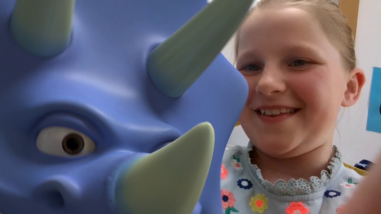 My Petsaurus - PHOTO - clip - YouTube