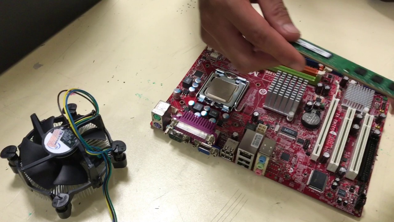 Cara Cara pemasangan motherboard +cpu fan + heat sink - YouTube