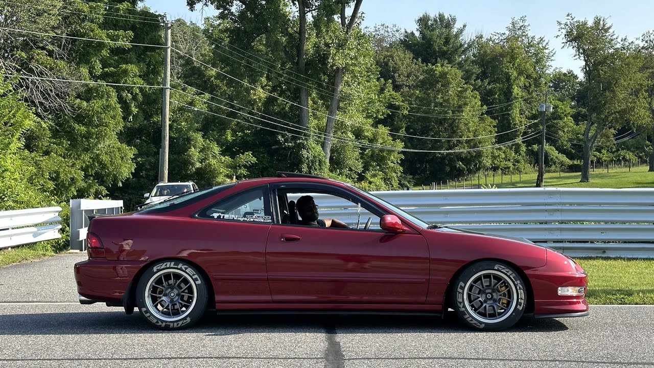 11 Years Later: 2001 Acura Integra LS - YouTube