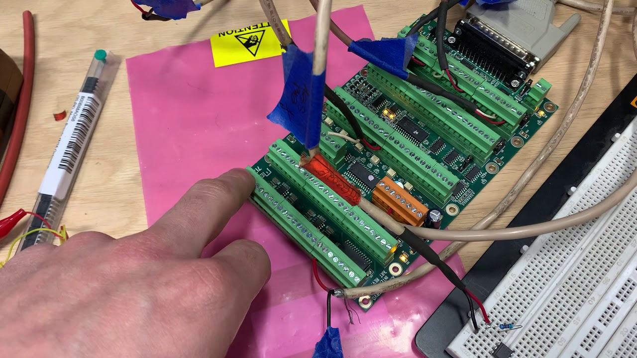 Hurco km3 retrofit pt3 end stops - YouTube