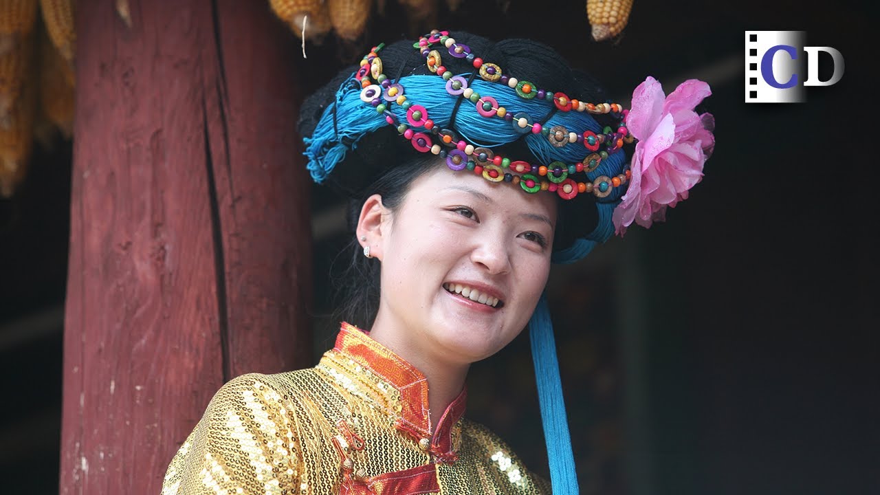 Luguhu: Yunnan's Mosuo Culture Laketown | China’s Historic Towns - YouTube